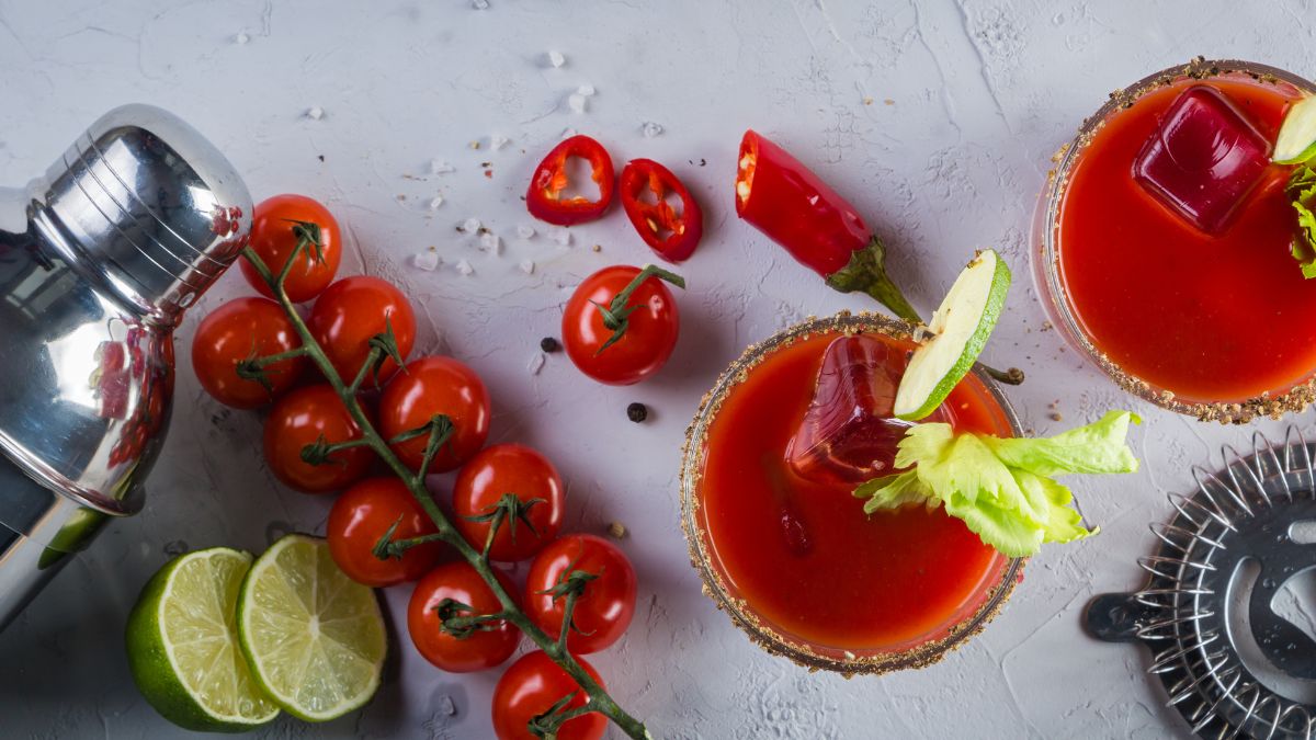 Unexpected Uses for Salt Rimmers in Cocktails - Salt Rimmer